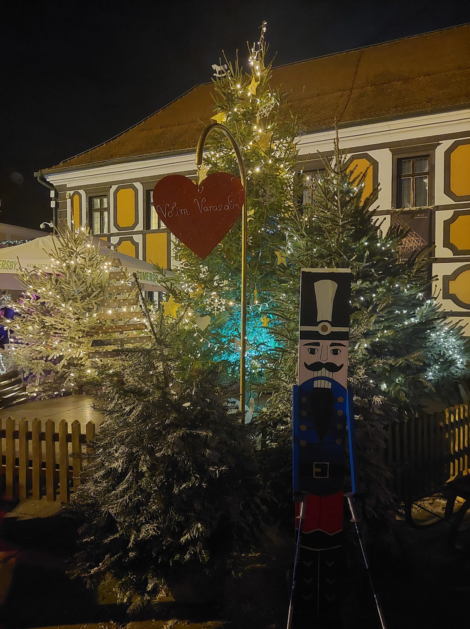 Advent u Varaždinu! Bijeg u Božićni grad na sjeveru Hrvatske • Travelina