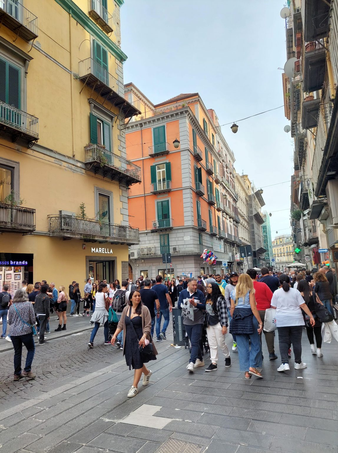 NAPULJ: vodič za vikend bijeg u Italiju + vulkan Vezuv • Travelina