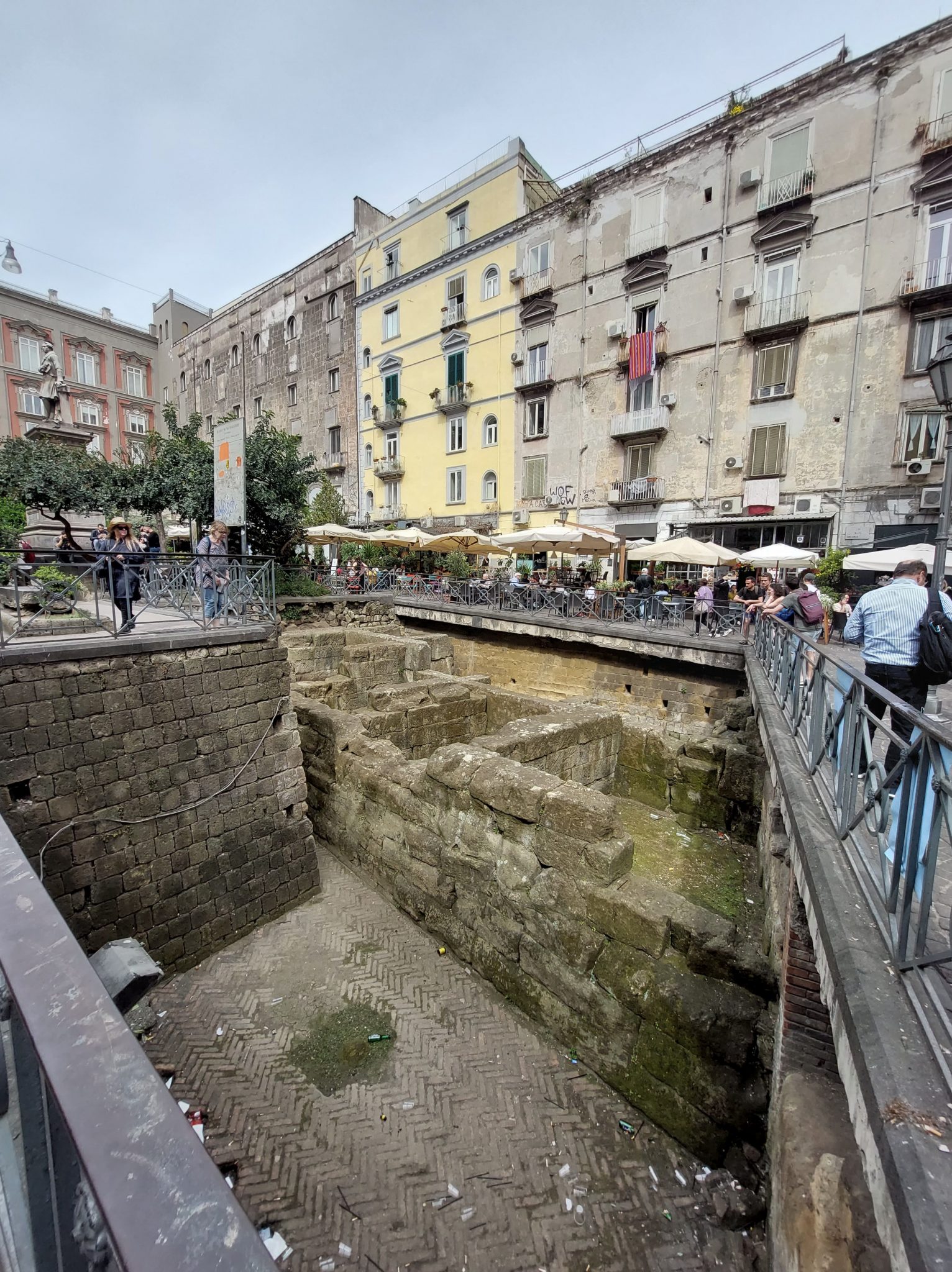 NAPULJ: vodič za vikend bijeg u Italiju + vulkan Vezuv • Travelina