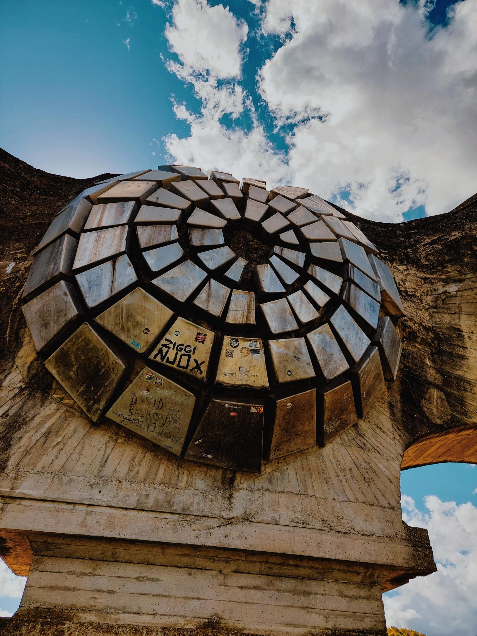 Spomenik revolucije naroda Moslavine: kod nas zaboravljen, svijet ga pamti