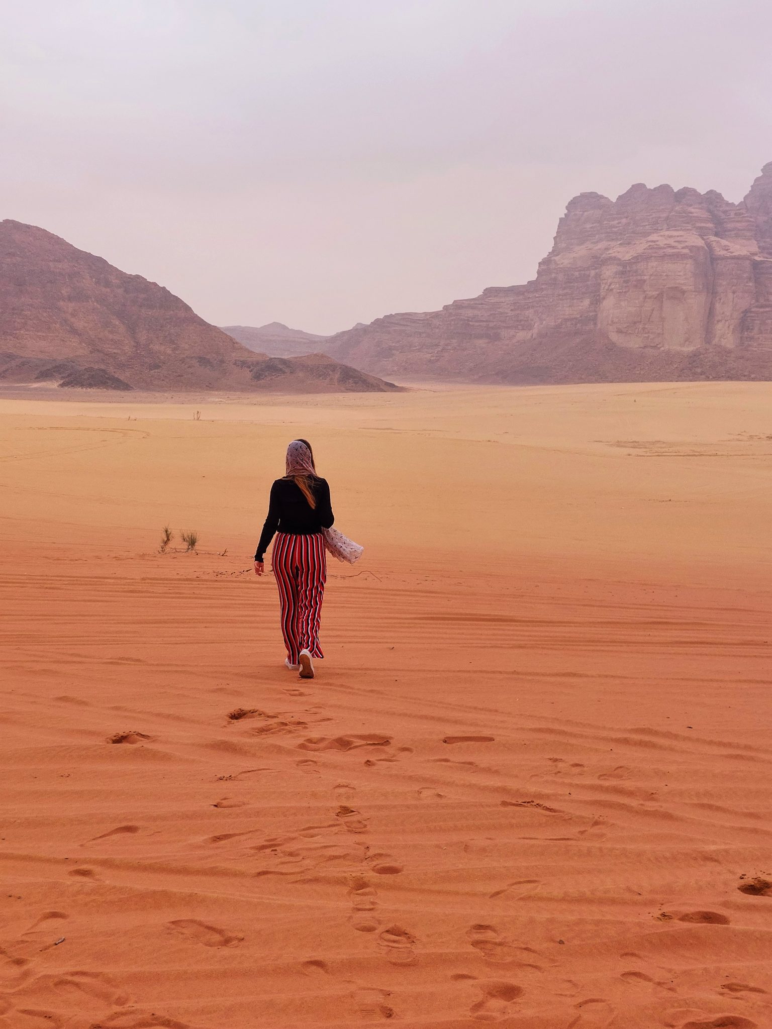 Wadi Rum Jordan – kako do najpoznatije pustinje u Jordanu • Travelina