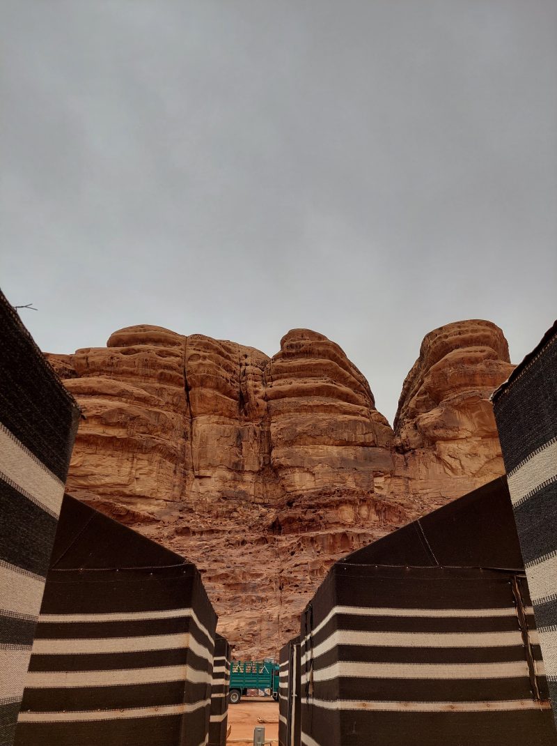 Wadi Rum Jordan – kako do najpoznatije pustinje u Jordanu • Travelina